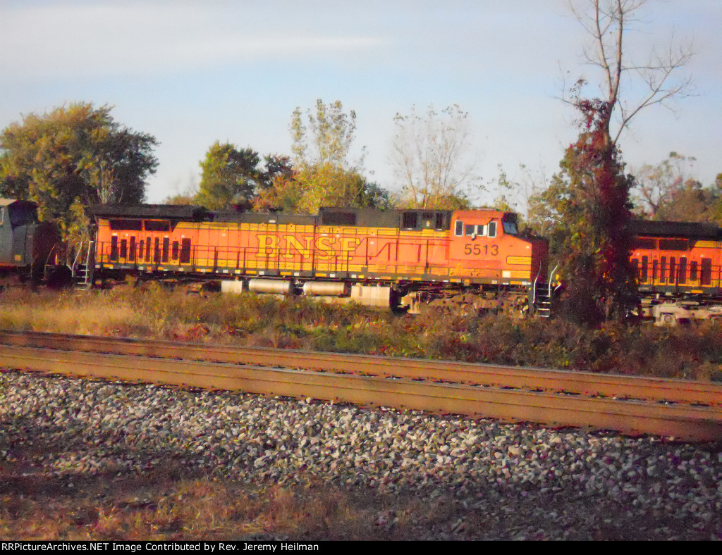 BNSF 5513
